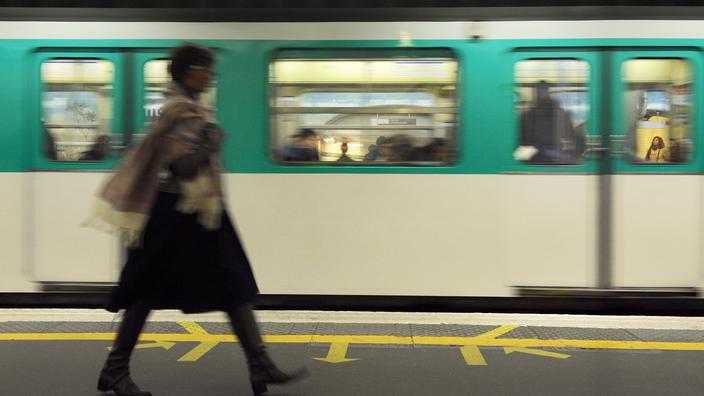 La définition de «frotteur» fait polémique, Le Robert reconnaît une ...