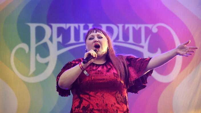 Gossip fait escale en France pour une tournée anniversaire, dix ans ...