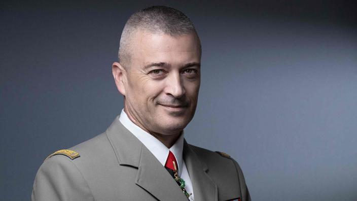 Les défis du général Burkhard, à la tête des armées