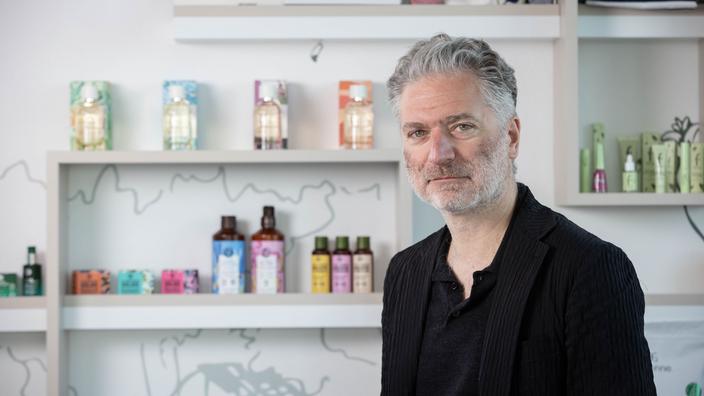 Yves Rocher contraint à une cure de jouvence