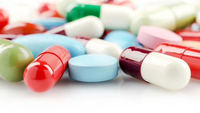 Antibiotiques : les Français en prennent toujours trop