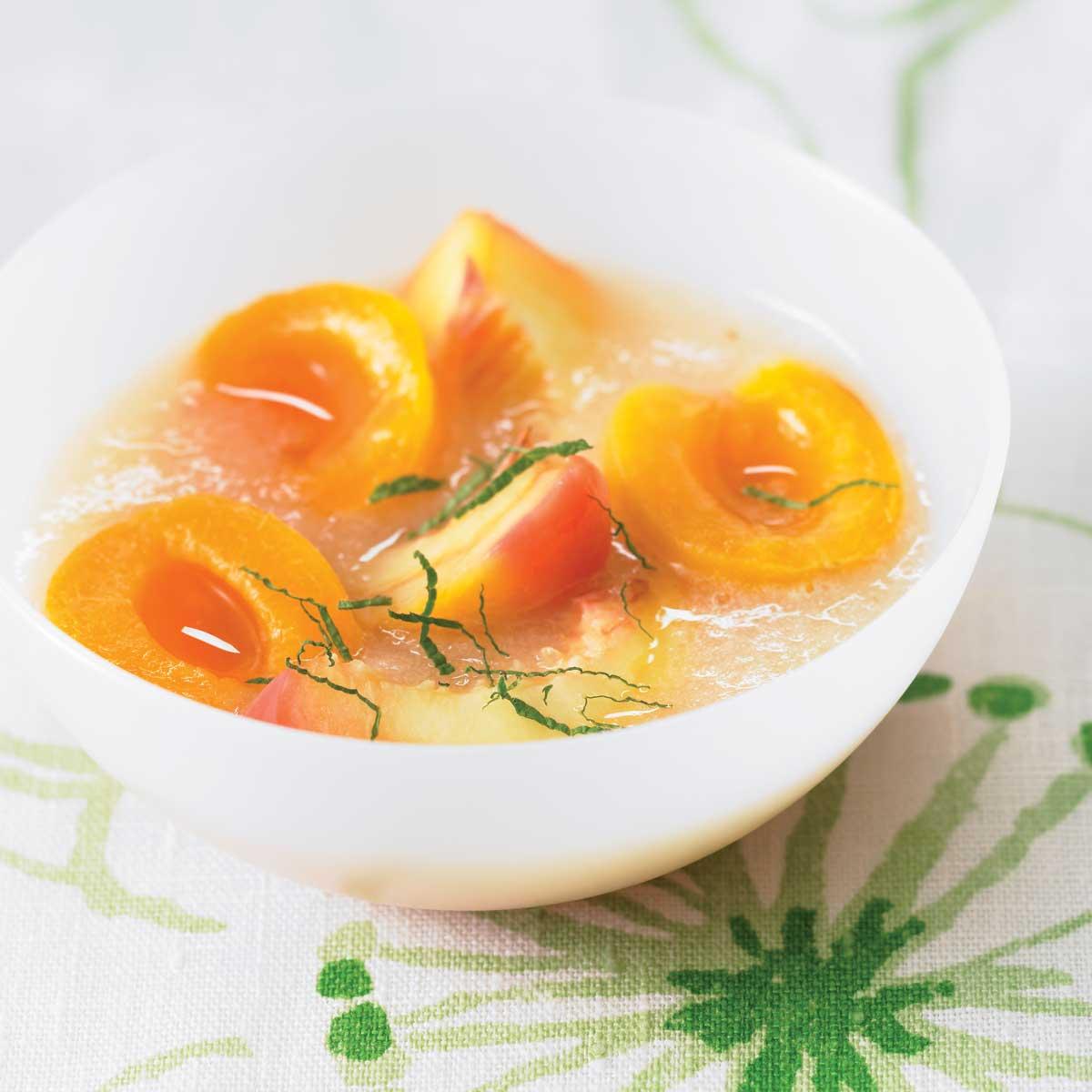 Recette nage de fruits jaunes parfumés à la menthe - Cuisine / Madame ...