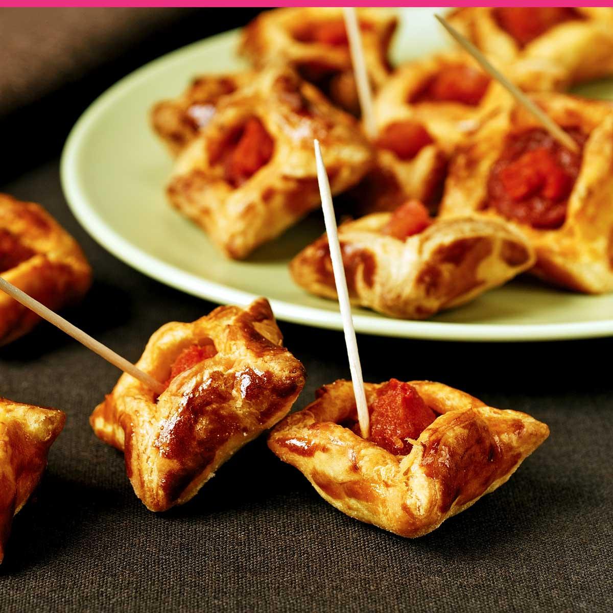 Recette feuilletés de chorizo et sauce tomate - Cuisine / Madame Figaro