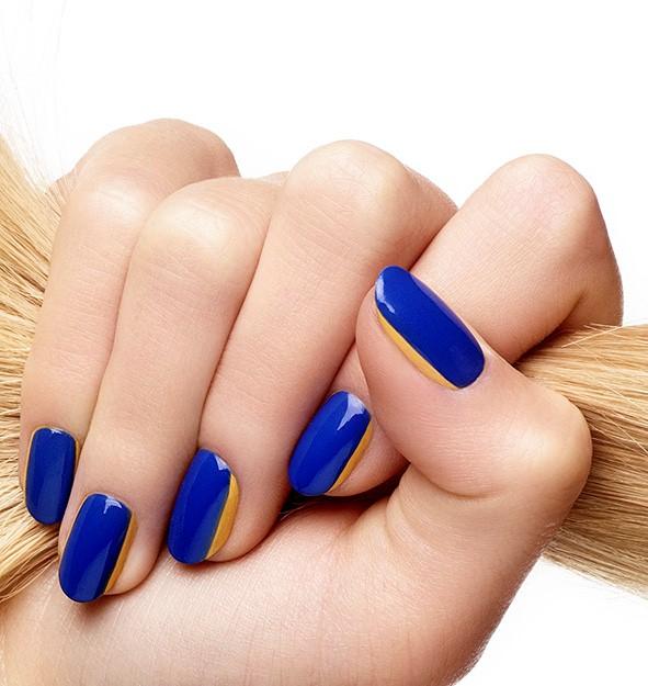 Manucure : La nouvelle tendance du vernis bicolore - Madame Figaro