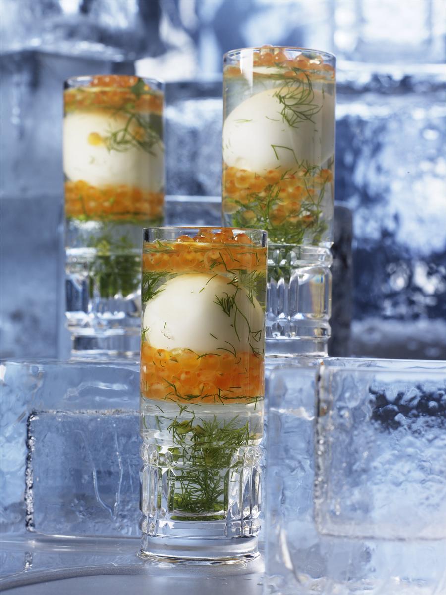 Recette Œufs de caille en gelée - Cuisine / Madame Figaro