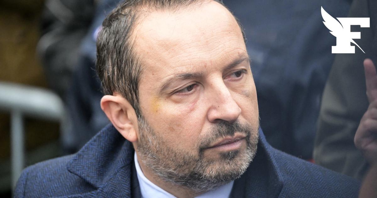 «Emmanuel Macron est un trouillard» sur la question de l'Algérie ...