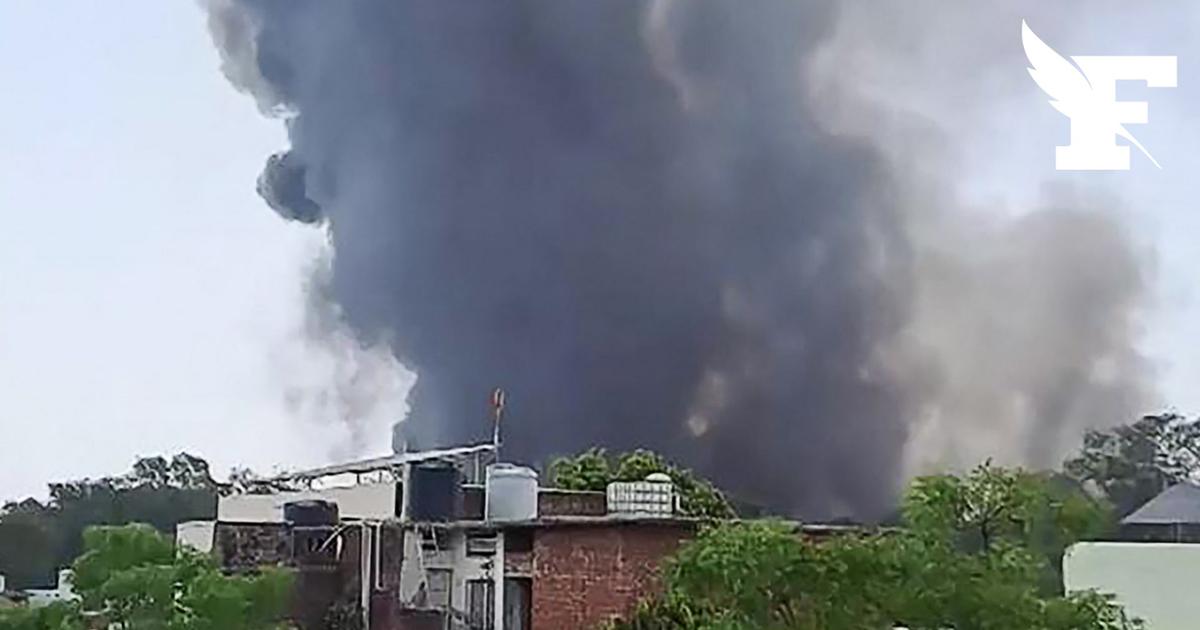 Un avion s'écrase après son décollage à Ahmedabad en Inde