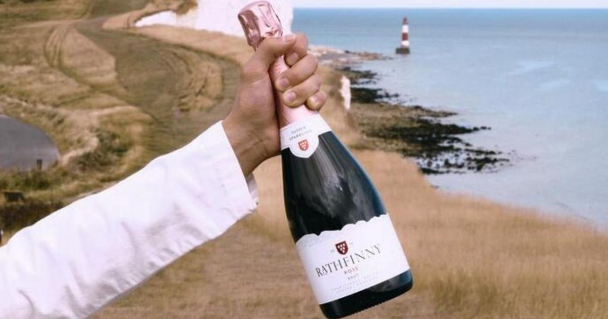 Havets Bobler, un vin pétillant anglais immergé six mois près du cercle ...