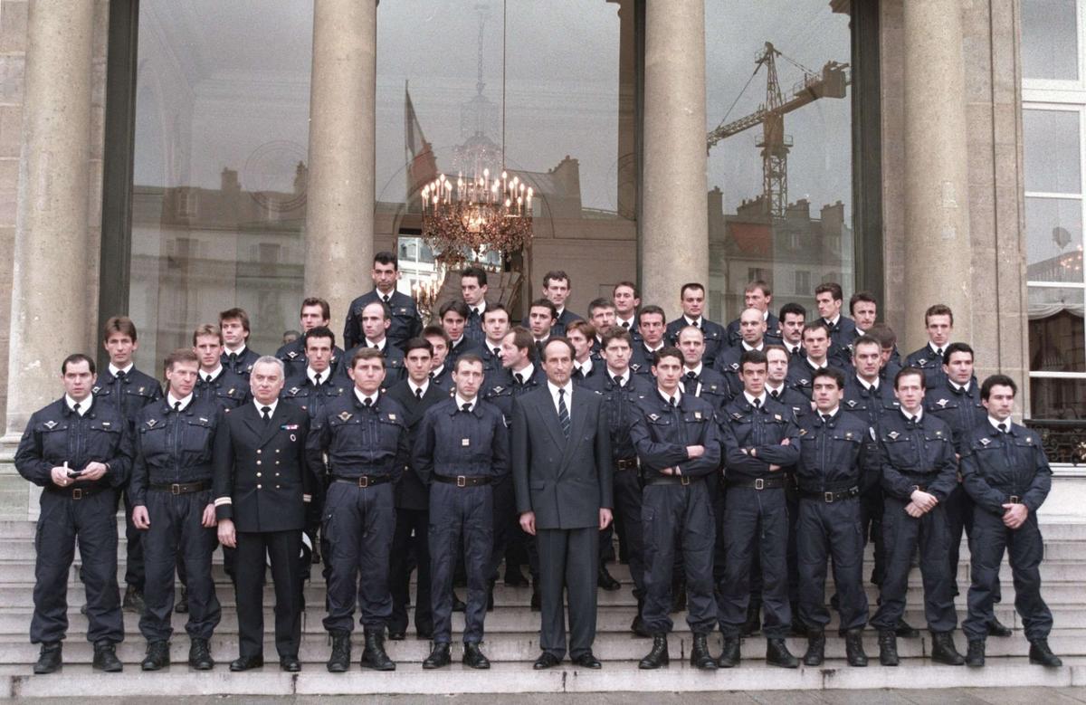 Vol Alger-Paris, revivez les coulisses de l'assaut emblématique du GIGN