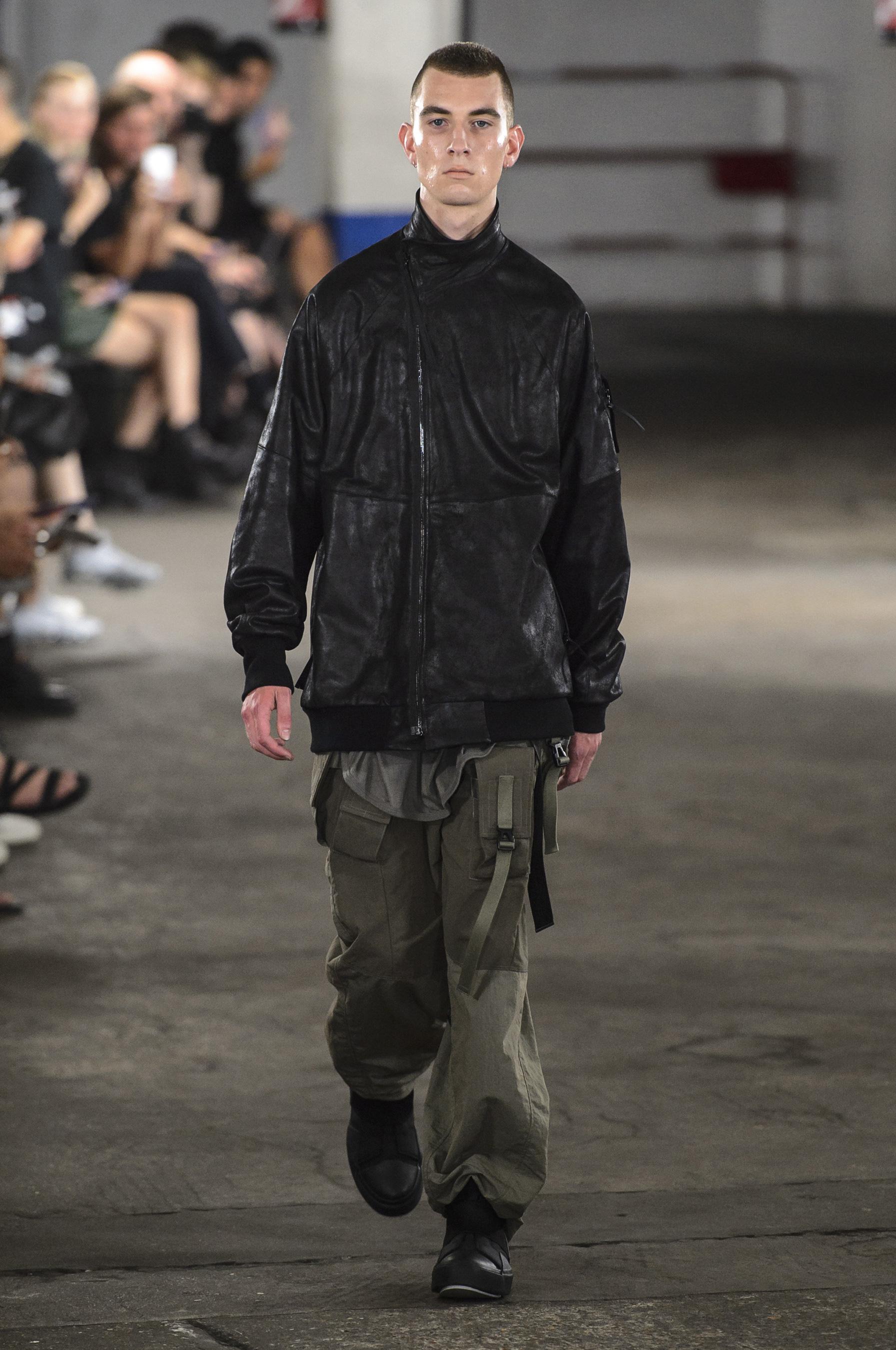 Défilé Julius printemps-été 2018 Homme - Madame Figaro