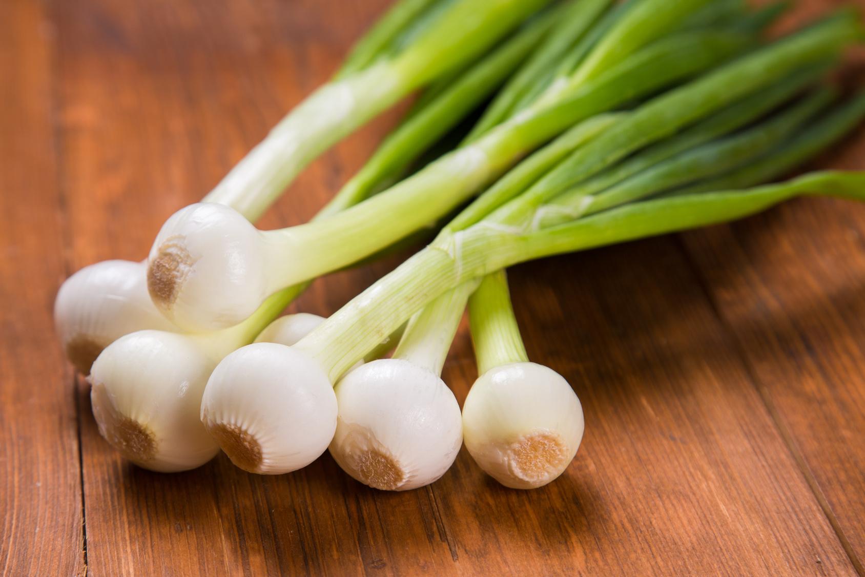 Recettes oignons nouveaux - Cuisine / Madame Figaro