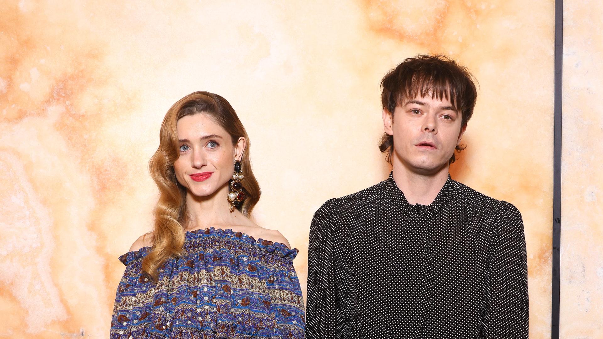 Natalia Dyer et Charlie Heaton, stars de Stranger Things, font une ...