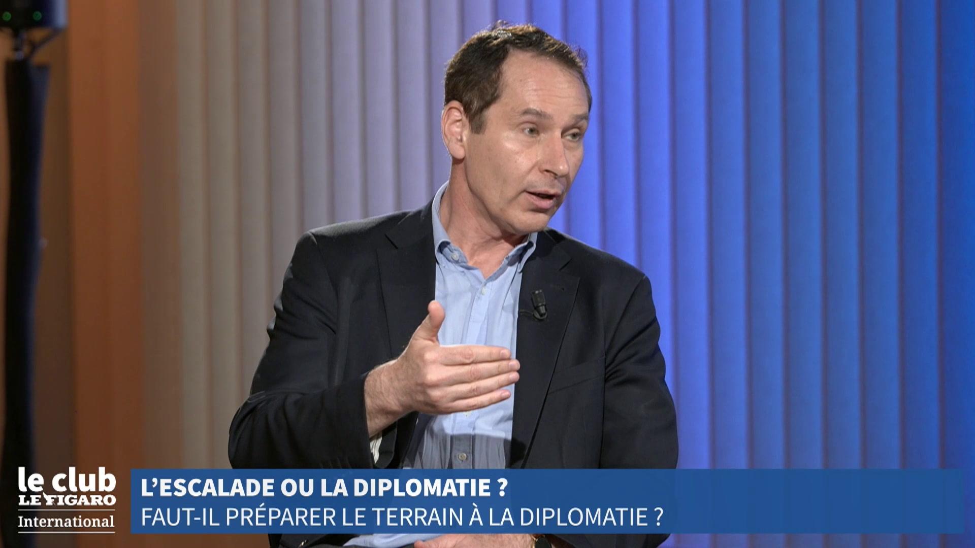 «La Russie étant une puissance nucléaire, on ne peut pas entrer en guerre avec elle», pour ...