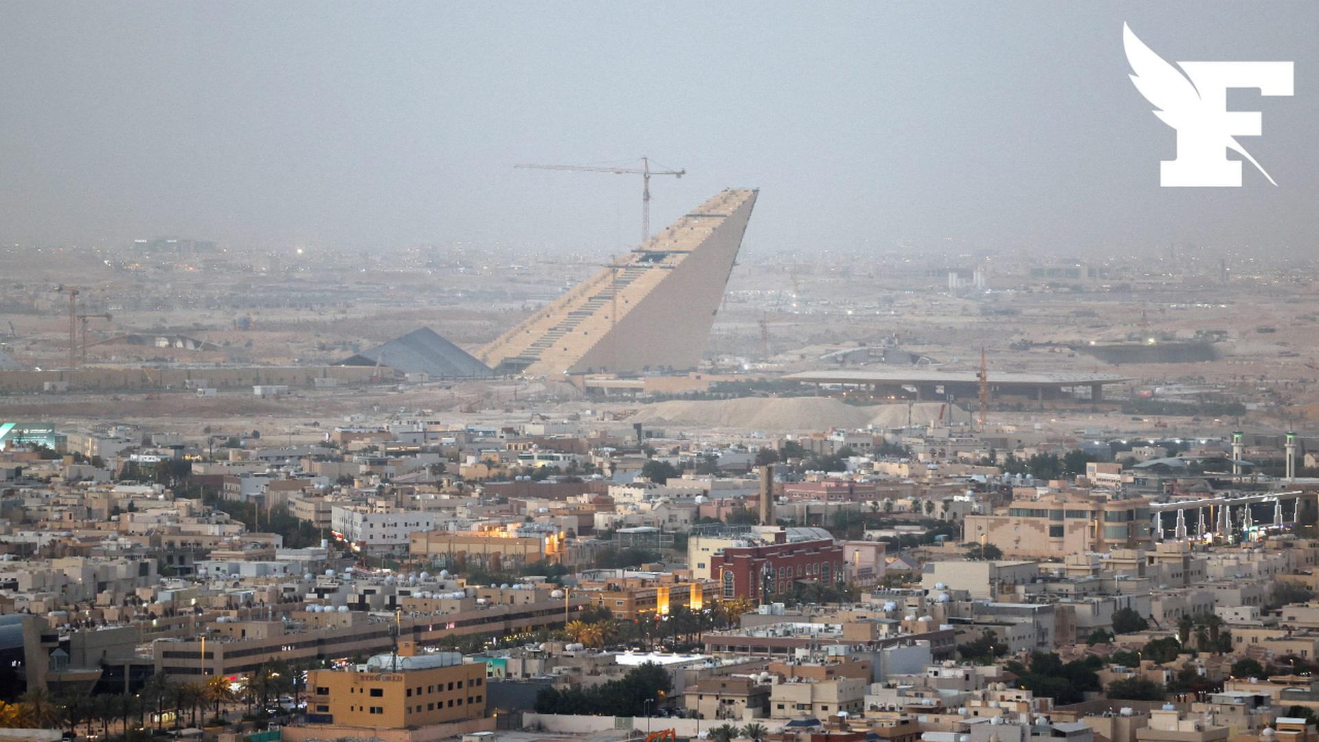 Arabie saoudite : à Ryad, un bar fait le plein grâce à ses bières sans ...