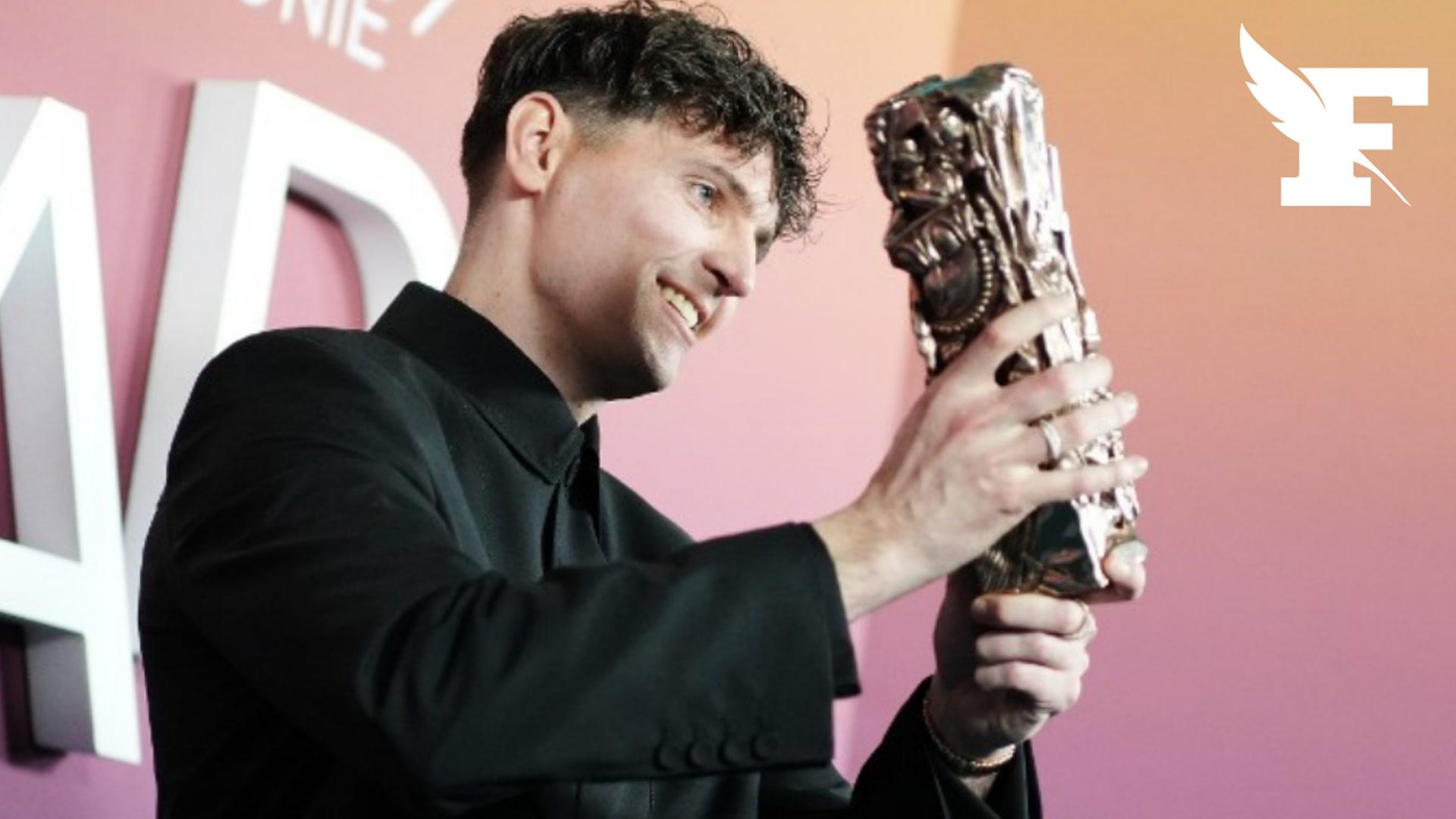 Raphaël Quenard renonce au biopic de Johnny Hallyday et se glisse dans ...