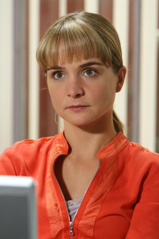 P.J – Saison 11 – Episodes de la Série TV