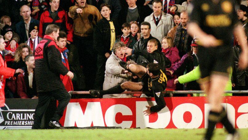 Eric Cantona et son coup de pied : «J'aurais dû le frapper plus fort»