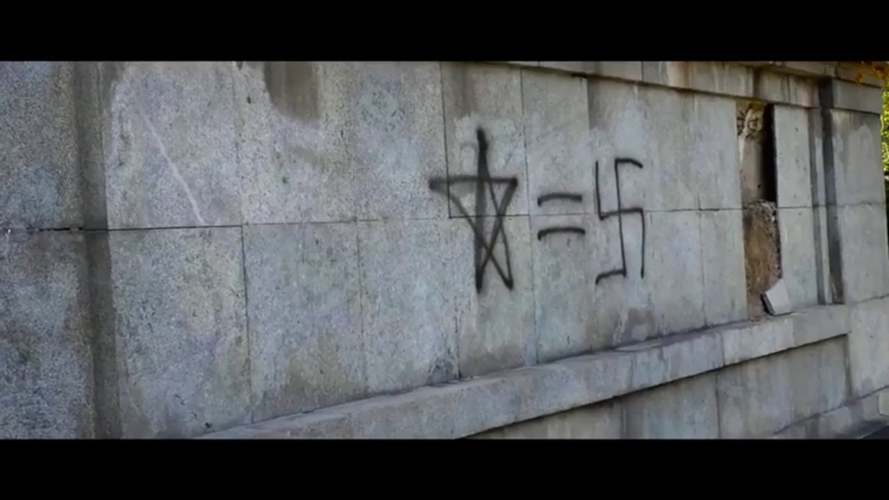 Je vois rouge ! - VO STFR - Diffusé le 07/12/20 à 01h35 sur ARTE