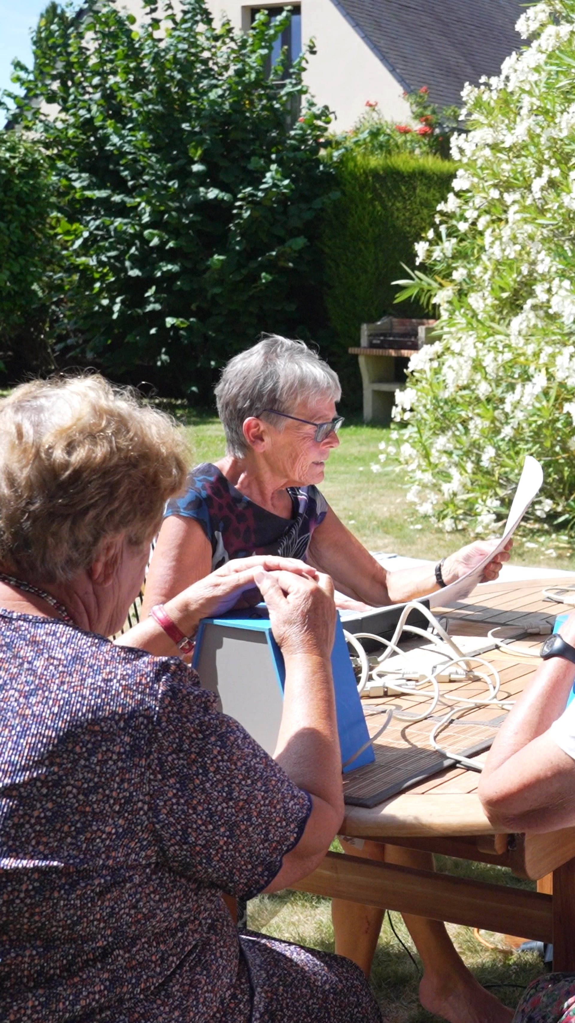 Nueva yadira pillada con una deliciosa bombon