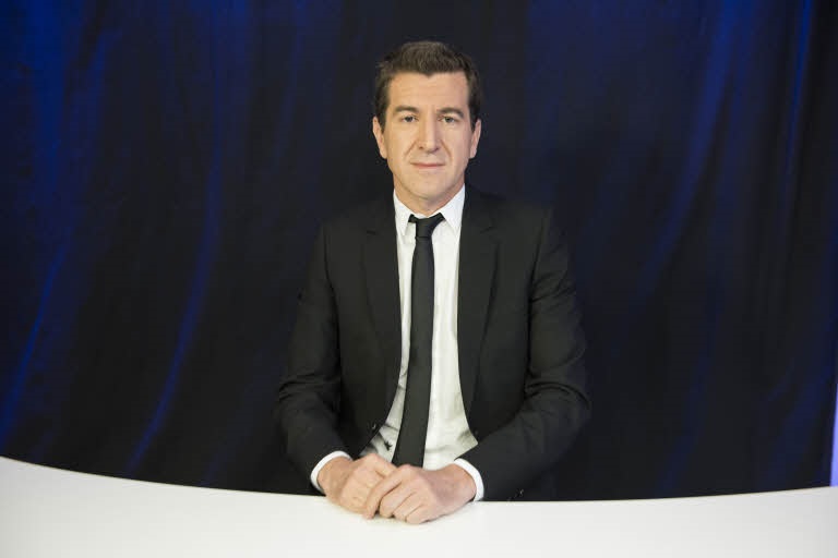 Le Monde: Pigasse a revendu 49% de ses parts au groupe du Tchèque Kretinsky Le Monde: Pigasse a revendu 49% de ses parts au groupe du Tchèque Kretinsky