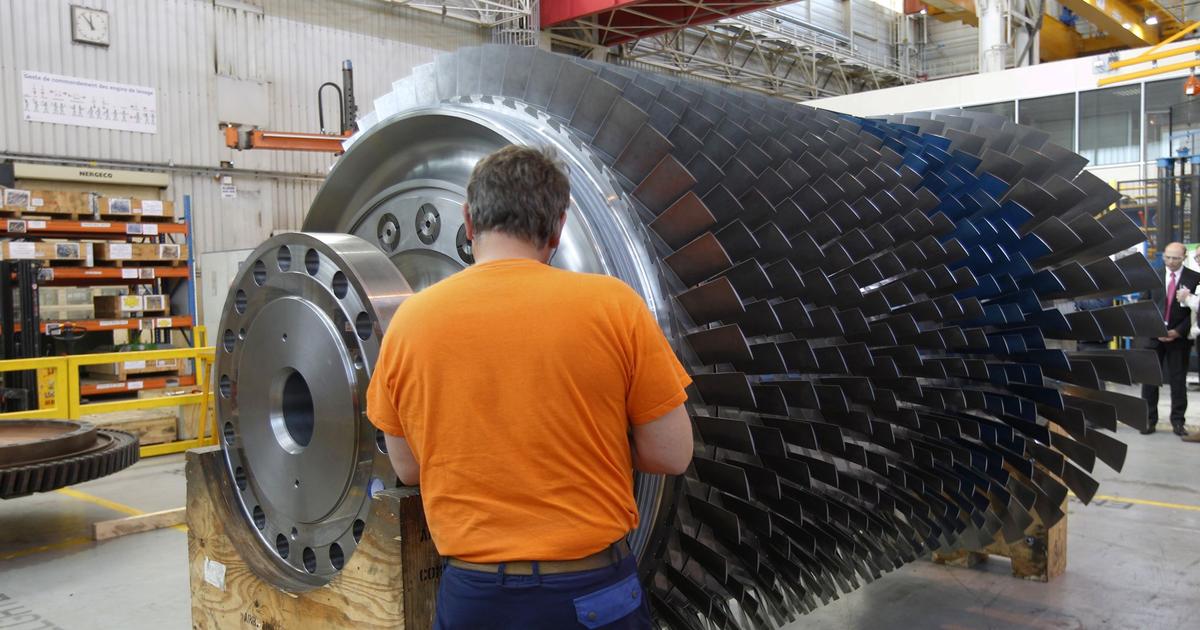 Macron défend le rapprochement GE-Alstom