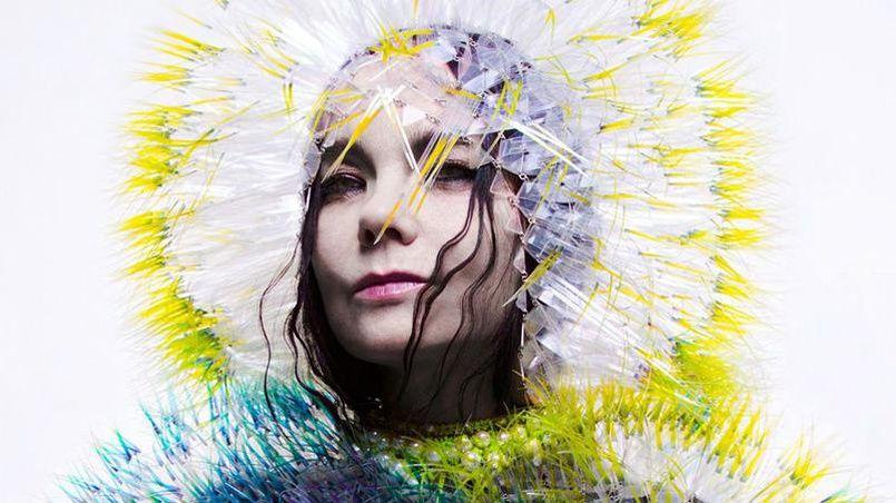 Björk explique enfin pourquoi elle annule sa tournée européenne
