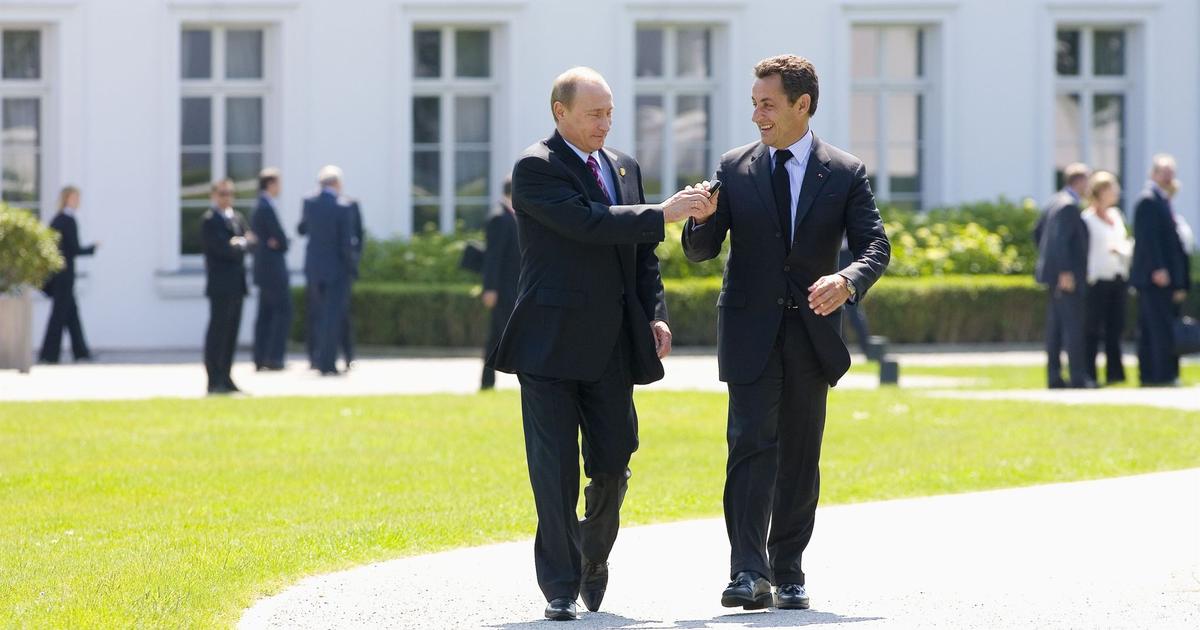 Sarkozy chez Poutine : la gauche dénonce une «diplomatie parallèle»