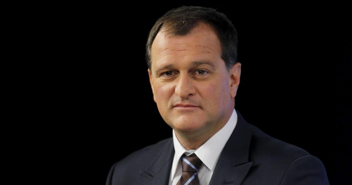 Louis Aliot : «Nous devons être attentifs aux problèmes des entreprises»