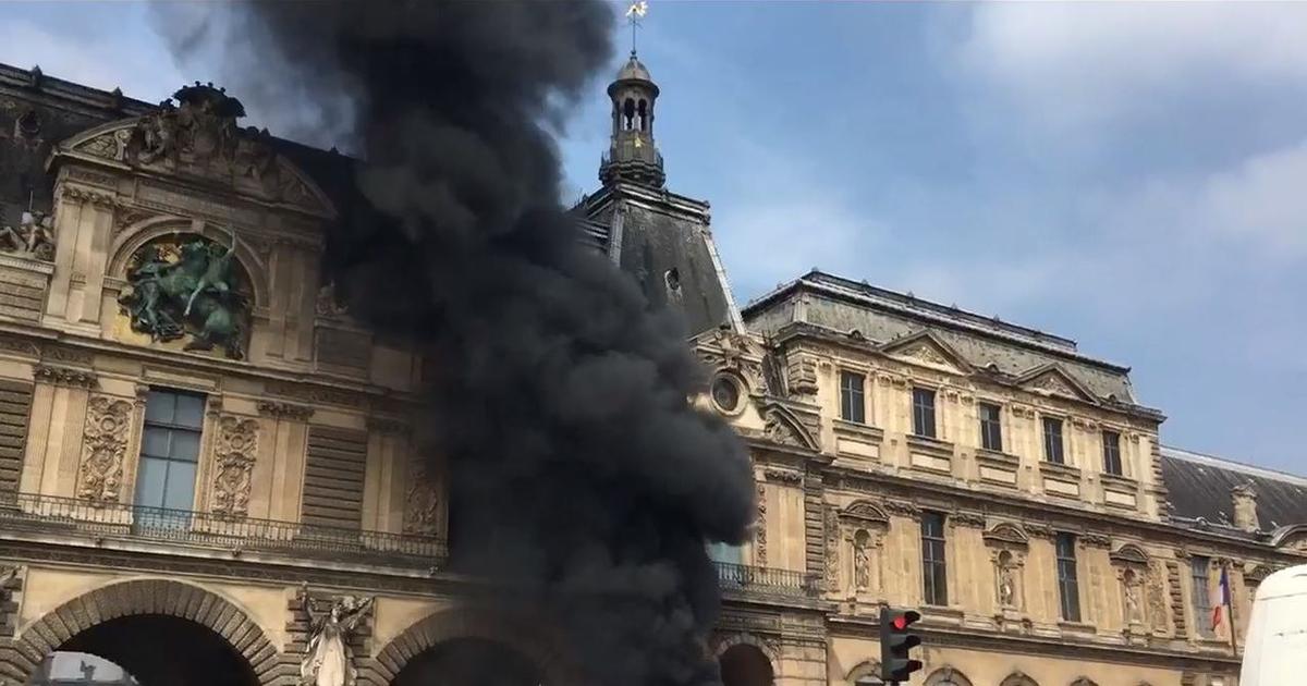 Louvre: début d'incendie maîtrisé sous les guichets