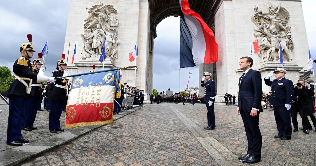 À peine investi, Macron veut imposer son tempo