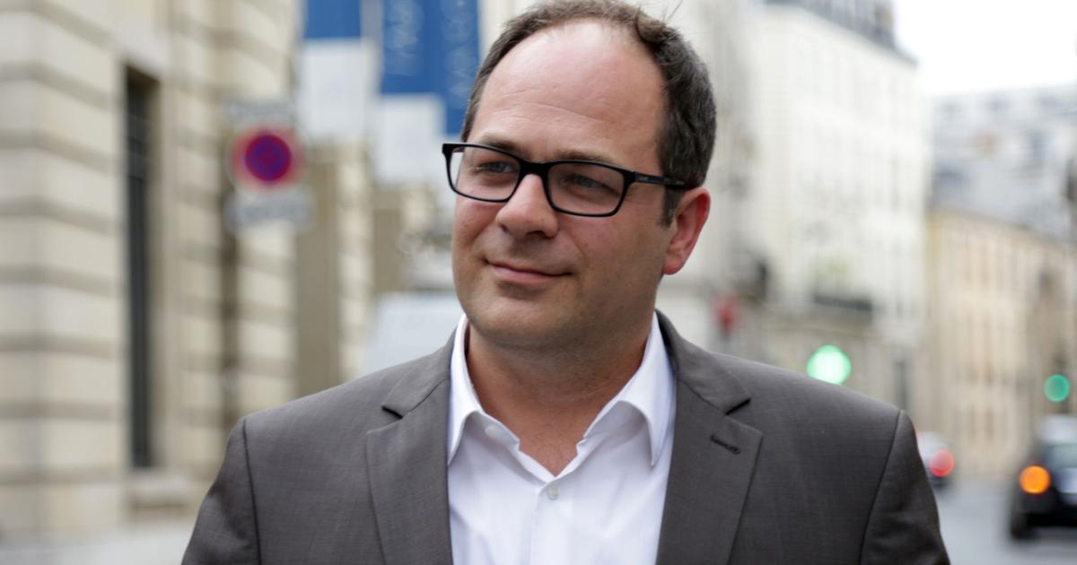 Maurel reproche à Hollande de ne pas prendre sa retraite