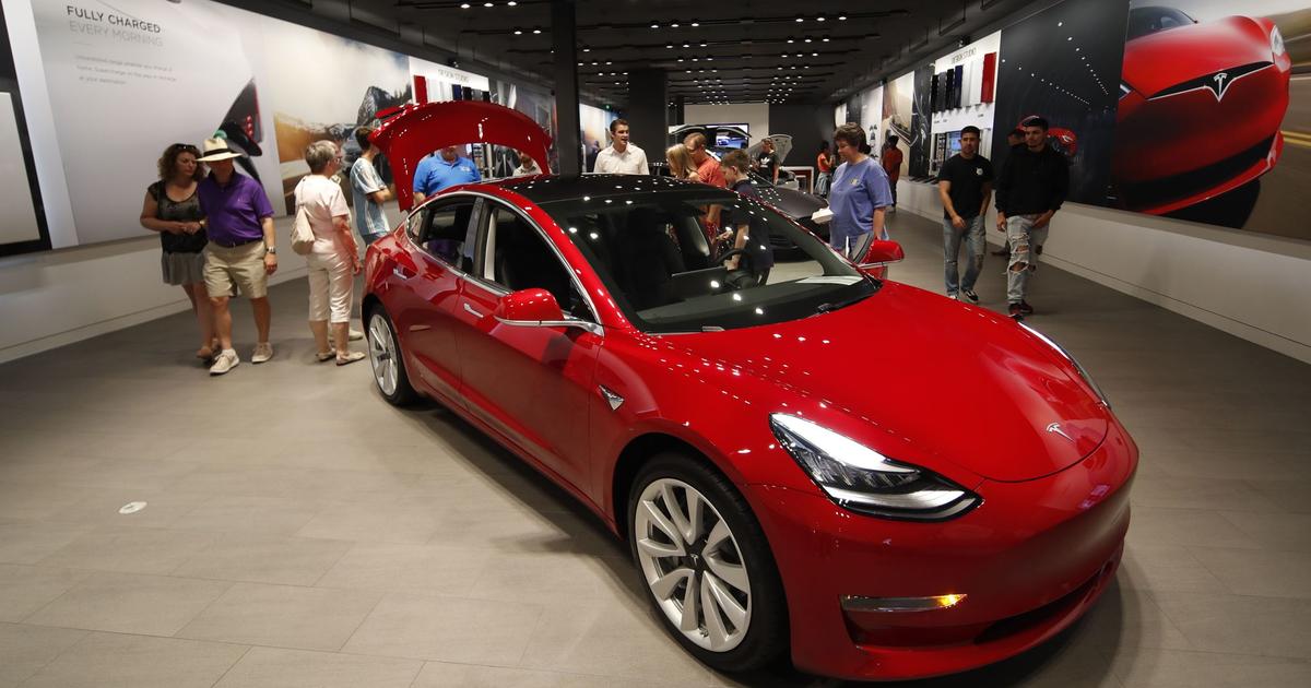 Le FBI enquête sur les prévisions de production de Tesla