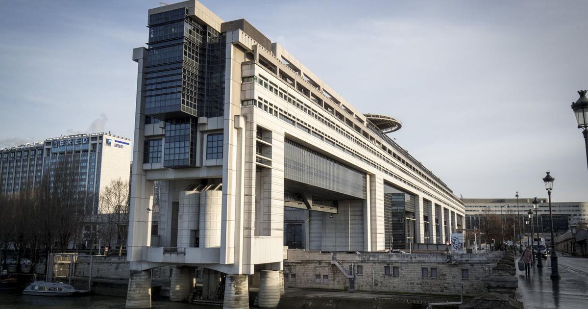 Un Inspecteur Des Impôts Mis En Examen Pour Fraude Fiscale