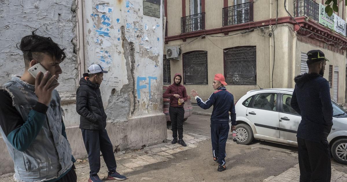 En Algérie, une jeunesse dans une prison à ciel ouvert