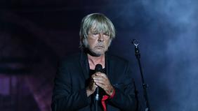 Pour célébrer ses 50 ans de carrière, Renaud sort le live de son concert historique à la Cigale