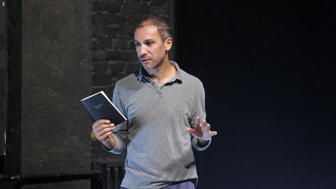 Mohamed El Khatib, l'art d'ouvrir grand les portes