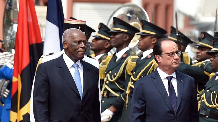 En Angola, Hollande parle contrats