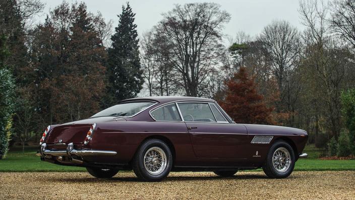 La grande aventure des Ferrari 12 cylindres 2 + 2
