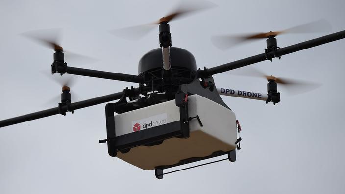 La Poste a livré son premier colis par drone