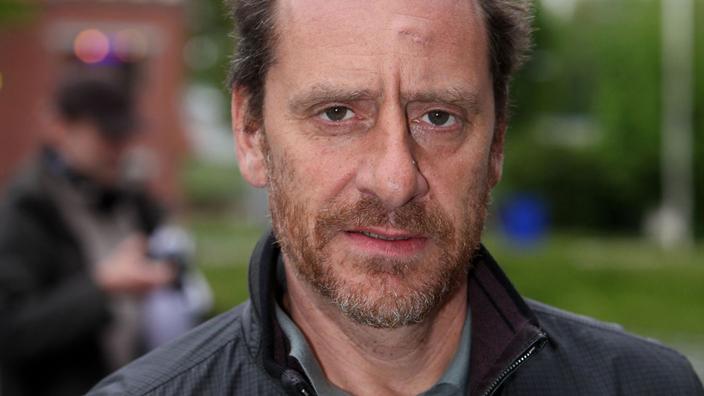 La vedette du quartier : Riton Liebman sur le divan