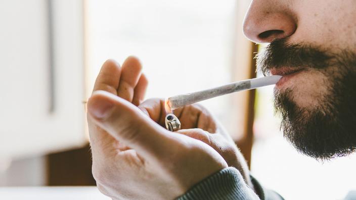 Le cannabis n'est plus une drogue de jeunes
