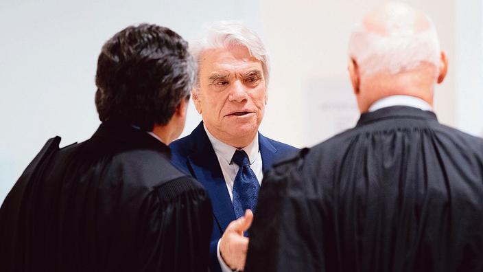 Cinq ans de prison requis contre Bernard Tapie