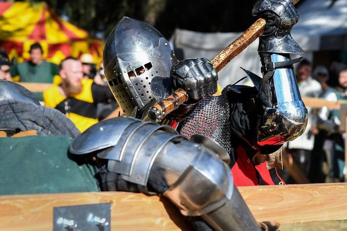 Monaco, capitale du béhourd, sport de combat médiéval
