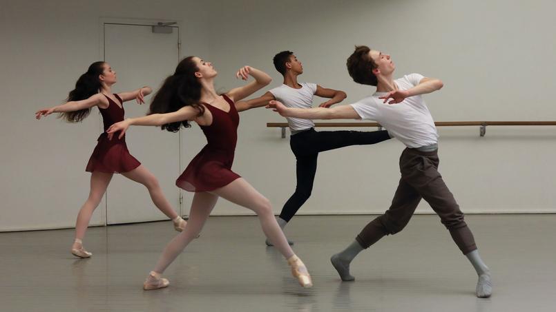 Opéra de Paris : de l'École de danse à la scène, le grand écart