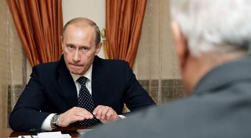 Poutine met la Géorgie et l'Occident sous pression