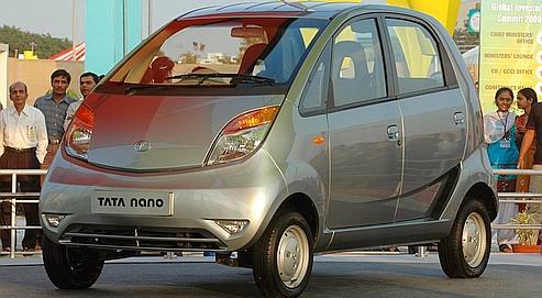 Lancement de la Nano, la voiture à 1 600 euros