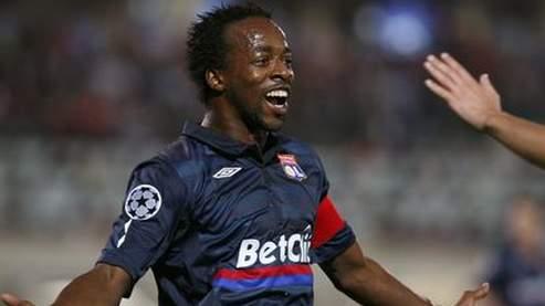 Sidney Govou : «Lyon a autant ses chances que Liverpool»
