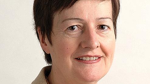 Michèle Bellon prend en main la distribution d'EDF