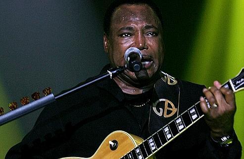 George Benson illumine les Nuits de la guitare
