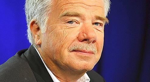 Christian de Villeneuve quitte France-Soir